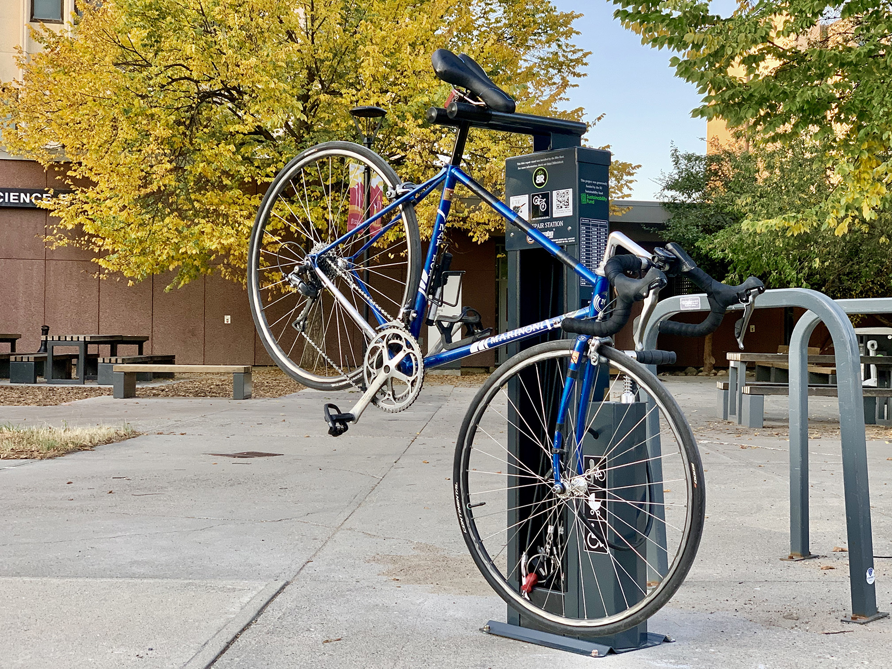 Stations de réparation de vélos - Types et fonctions des stations vélo ...