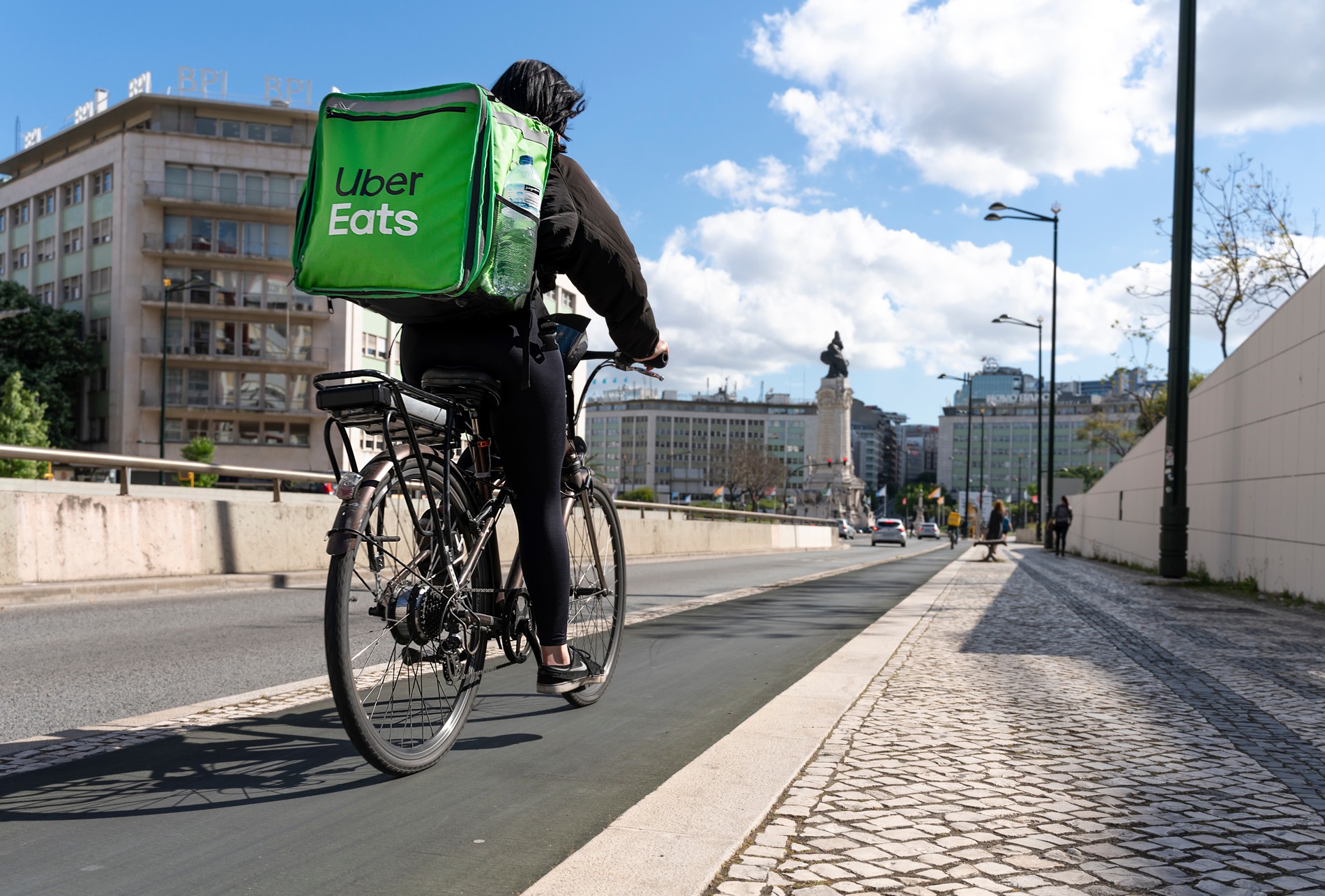 The role bicycles play in urban deliveries and services - IBOMBO ...